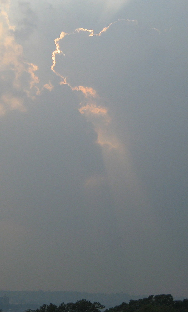 Sun and Clouds Create Special Effects