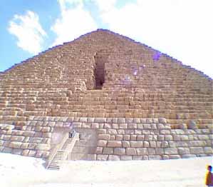 Pyramid of Mykerinos, Queens' Pyramid, Valley Temple, Mortuary Temple